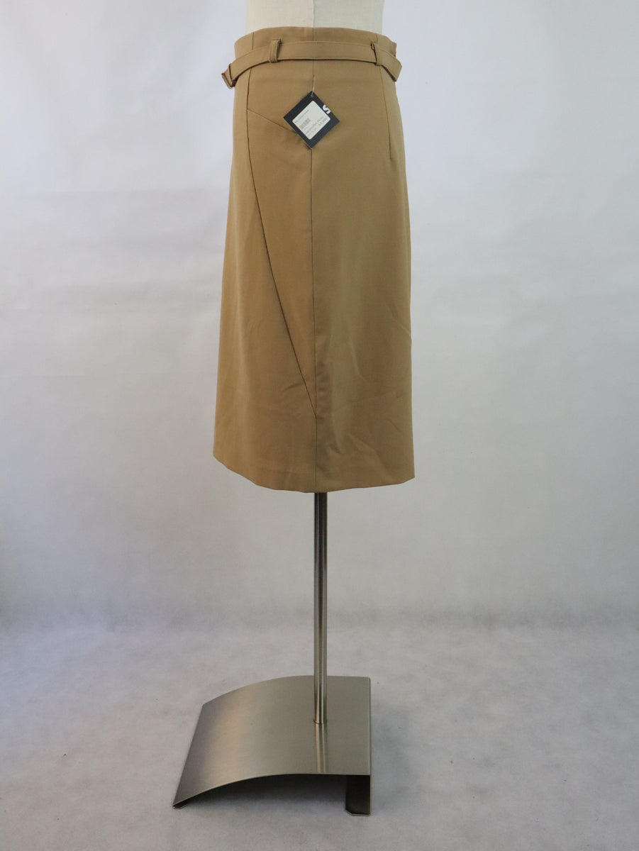 Beige kapea hame 36 – Suomimuodin lumoissa